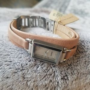 Fossil | Accessories | Trendy Fossil Women Beige Rectangle Watch ...